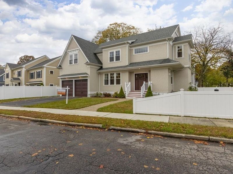 6 Caldon Path, Newton, MA 02459 | ListReports