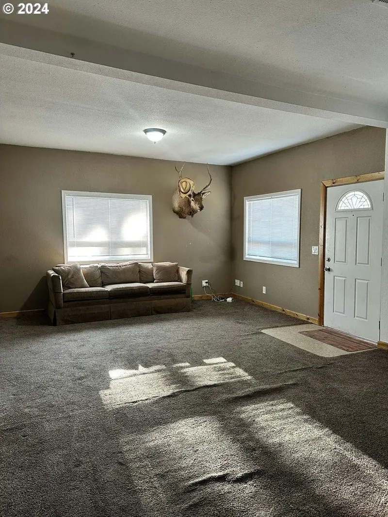 405 Fifth St, Fossil, OR 97830 | ListReports