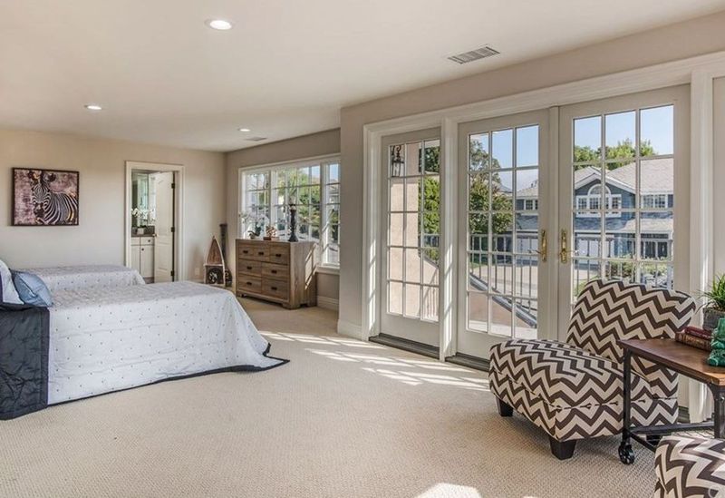 137 Starcrest, Irvine, CA 92603 | ListReports