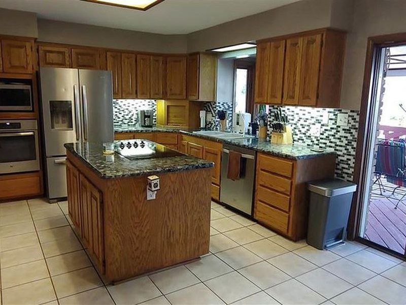 913 Fountain Drive, Carlsbad, NM 88220 | ListReports