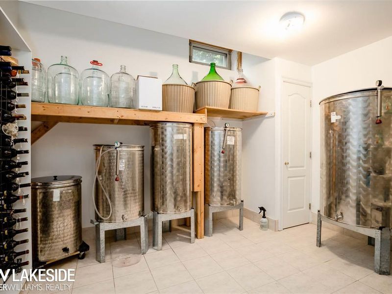 4436 Eleanor, Troy, MI 48085 | ListReports