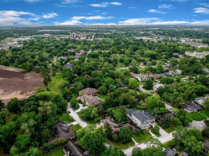 8814 Westview Drive, Houston, TX 77055 | ListReports