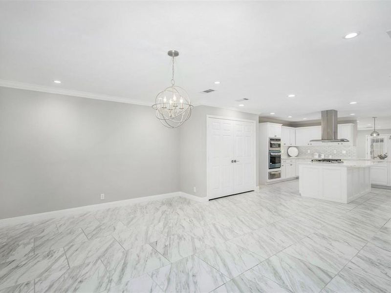 8814 Westview Drive, Houston, TX 77055 | ListReports