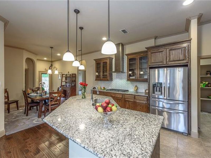 2901 Bella Lago Drive, Denton, TX 76210 | ListReports