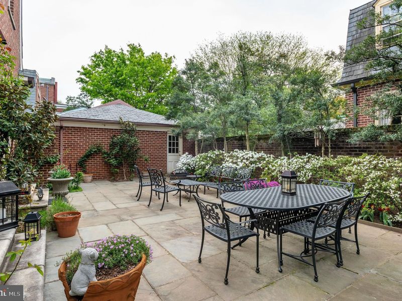 2208 Kalorama Road Nw, Washington, DC, 20008 | ListReports