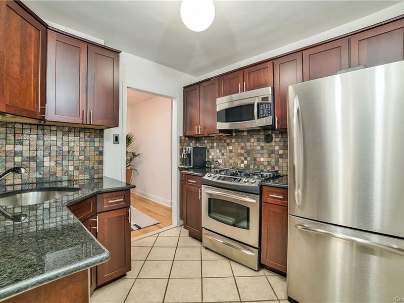 5640 Netherland Avenue Unit: 2c #2C, Bronx, NY 10471 | ListReports