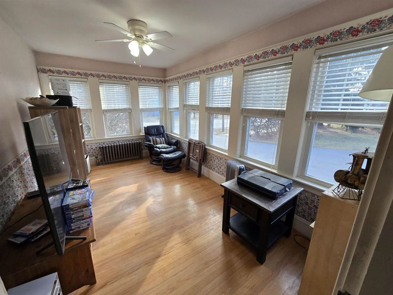 424 Portland Street, Rochester, NH, 03867 | ListReports