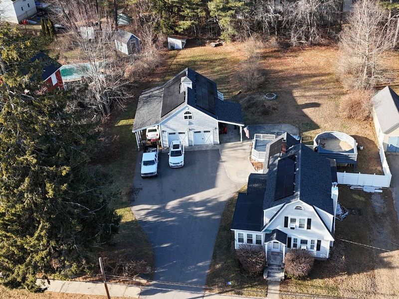 424 Portland Street, Rochester, NH, 03867 | ListReports