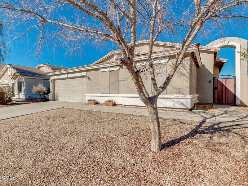 738 E Irma Lane, Phoenix, AZ, 85024 | ListReports