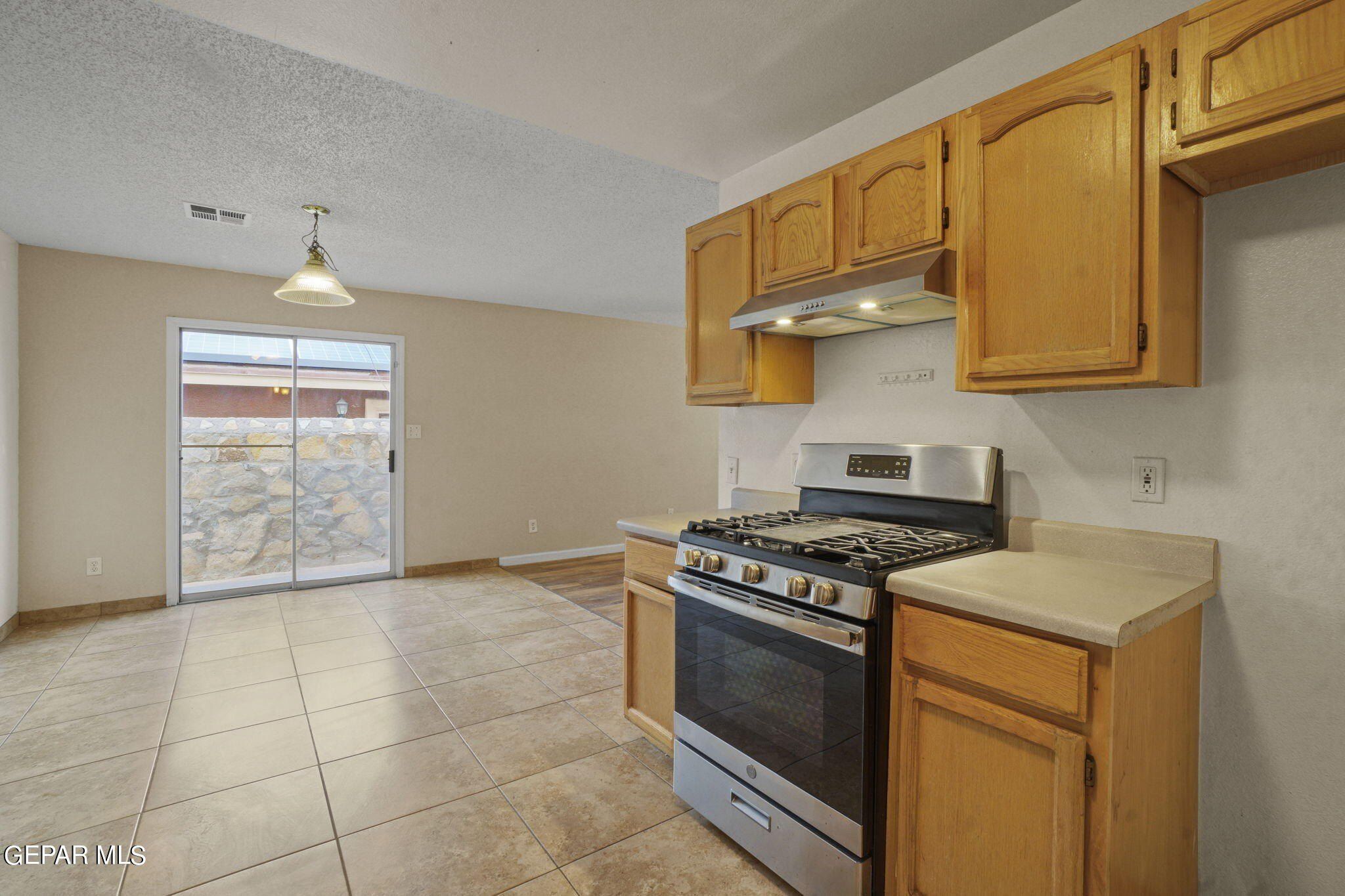 12469 Sombra Grande Drive, El Paso, TX, 79938